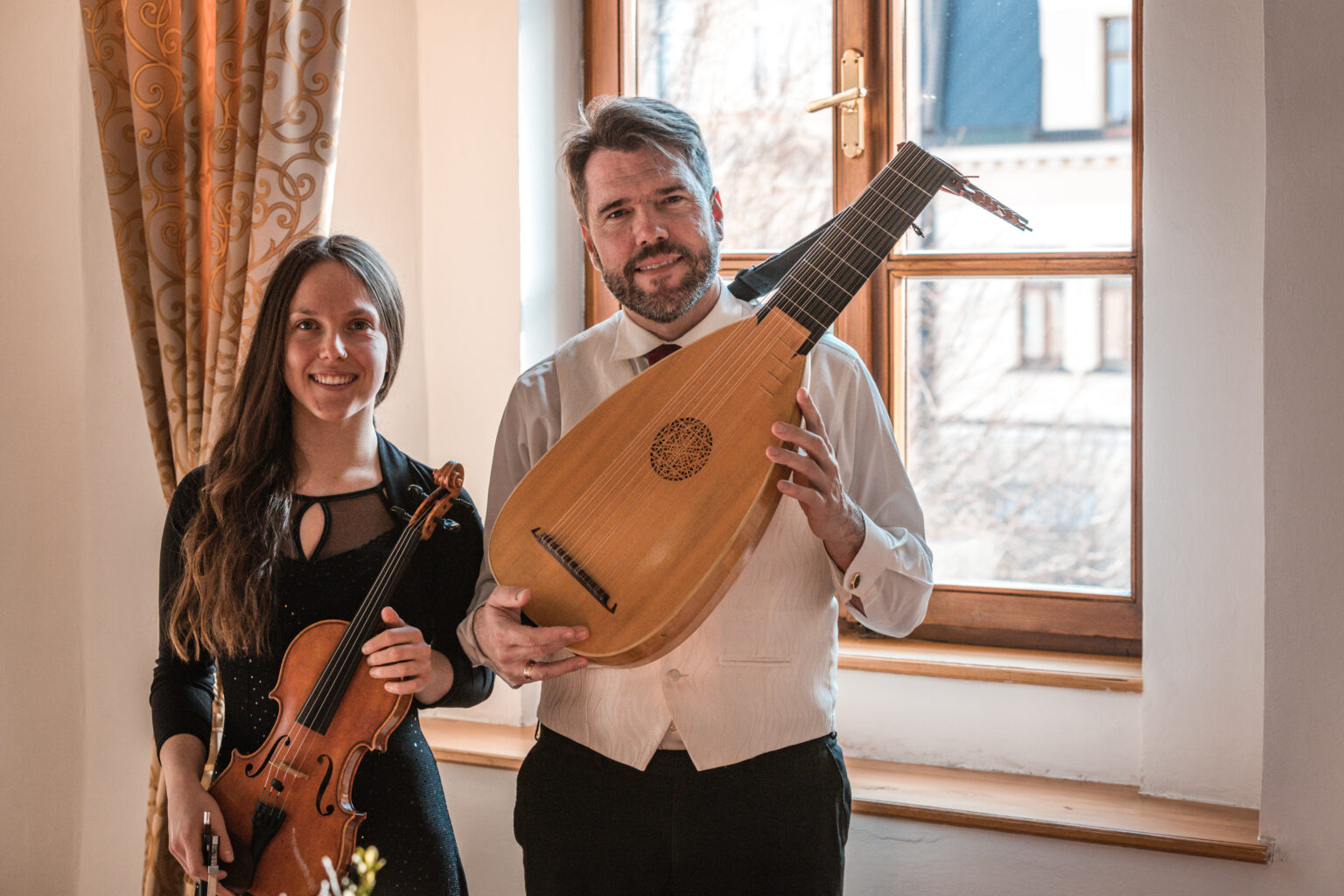 Od klasiky do pohádky s loutnou a houslemi – Stráž Emy Destinové ...